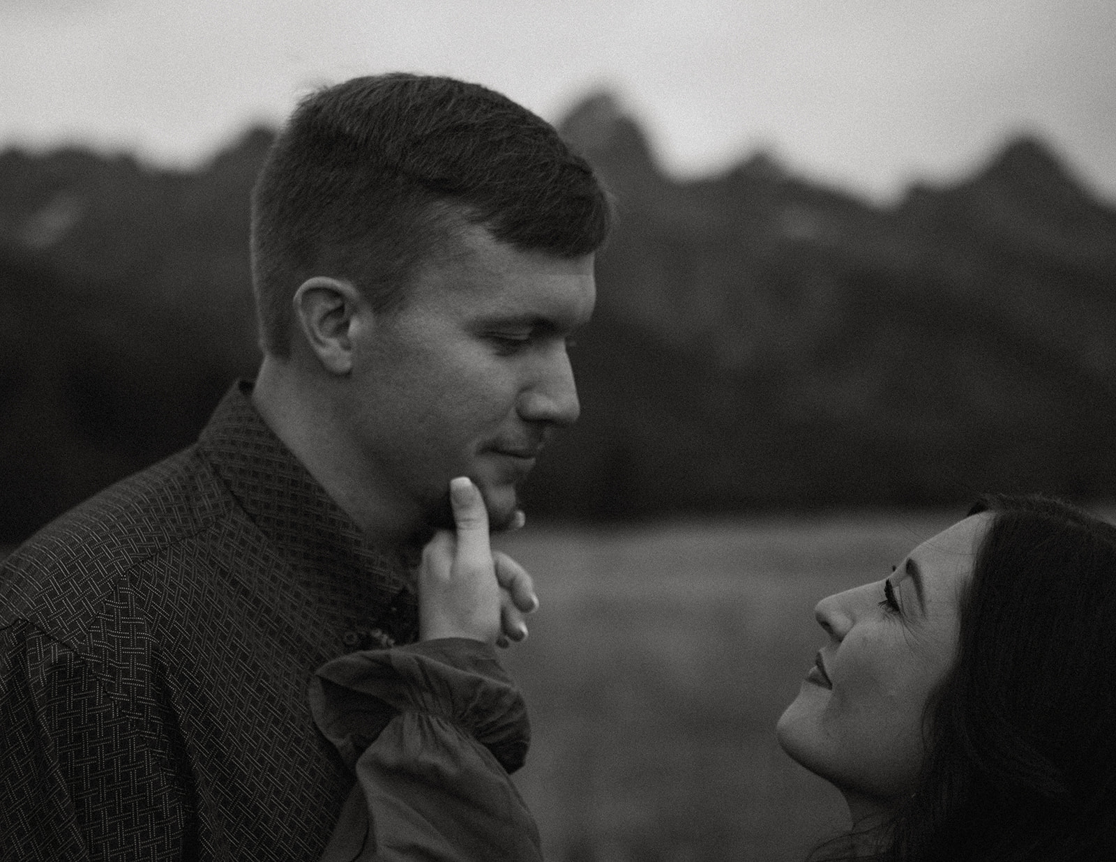 Windy Point Turnout with Avery + Austin