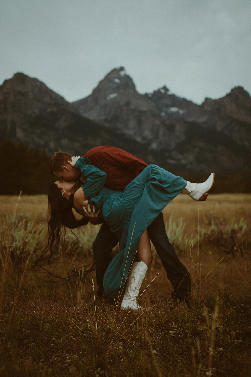 Windy Point Turnout with Avery + Austin
