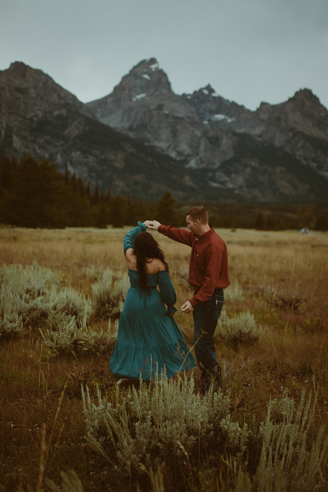 Windy Point Turnout with Avery + Austin