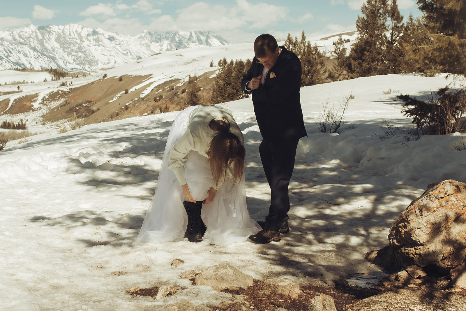 Nina + Trent Wedding Tree Elopement